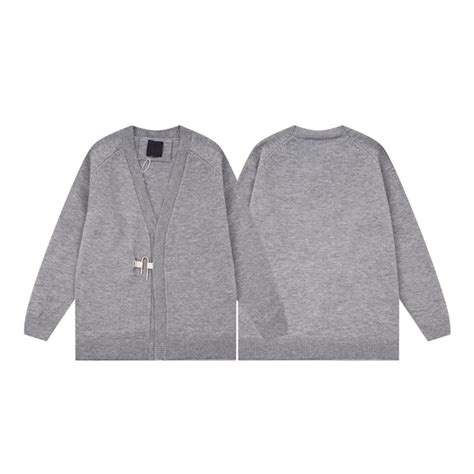 Пуловер Givenchy купить с доставкой по выгодным ценам в интернет магазине Ozon 1362185372