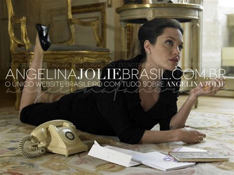 Stupid Tags In Those Angelina Jolie Pics Any Chance To Remove The Tags Thanks FreeOnes