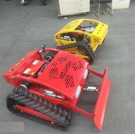 Remote Control Grass Crawler Cutter Lawn Mover Automatic Grass Cutter At ₹ 86516155 Grass