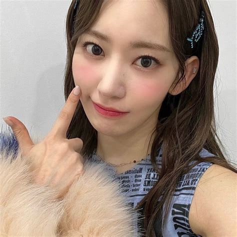 Pin Di ↱ ̧ Vivi ⭑ 〹̵ ﹙💭﹚ 𝄞 Su ↳ Lɘsserɑfim ♡⃞