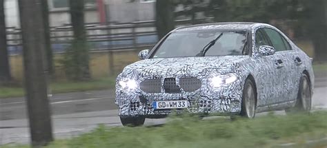 Mercedes Benz Erlkönig erwischt Star Spy Shot Video aktuelle Bilder