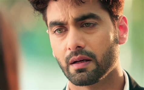 Yeh Rishta Kya Kehlata Hai इस शखस क पस फट फटकर रएग अरमन चर