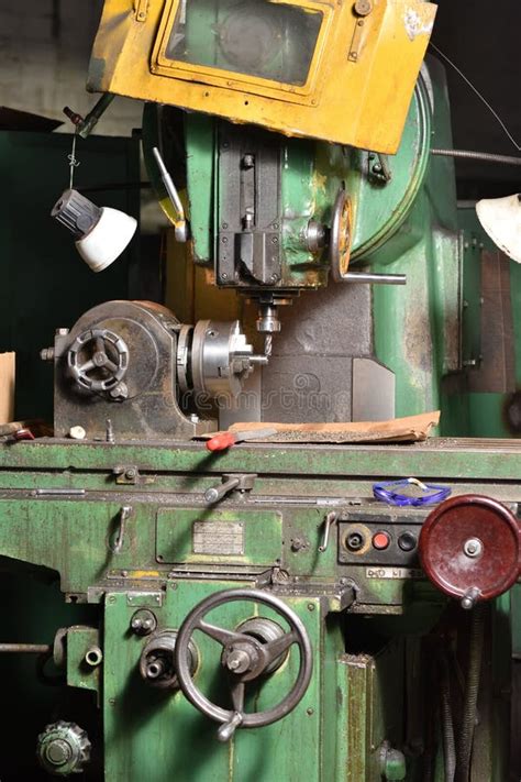Spindle Chuck And Installed Metal Part In Pocessing On High Precision