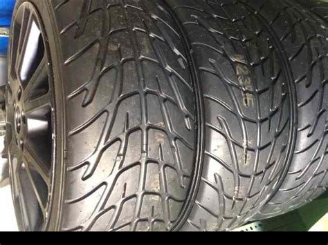 Pneu pluie Yokohama 210 625r17 pièces et voitures de course à vendre