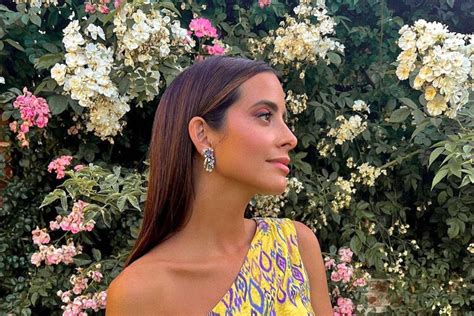 15 Ideas De Peinados Para Invitadas De Boda Con Pelo Largo