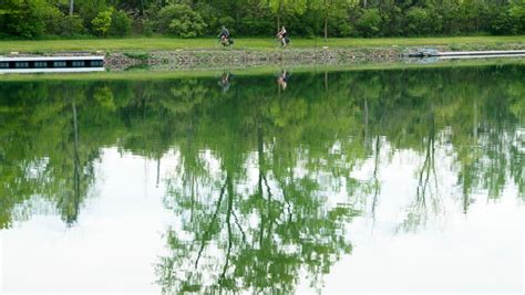 Le Corps Dun Festivalier Retrouvé Dans Le Bassin Olympique De Montréal