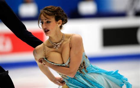【動画あり】超美人フィギュアスケート選手の乳首ポロリ、エロすぎると話題に ポッカキット