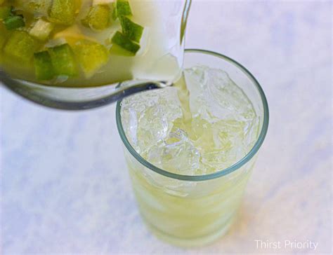 Copycat Starbucks Kiwi Starfruit Refresher Recipe
