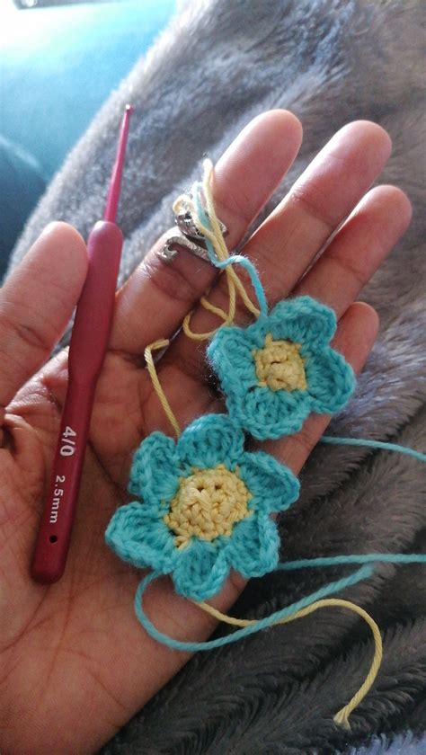 First And Second Attempt At Flowers Rcrochet