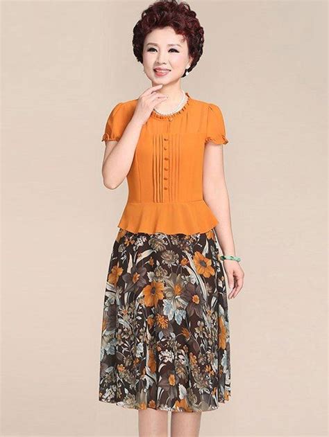 Cẩm nang thời trang Mẫu áo đầm đẹp tuổi 50 Trendy và phong cách mới