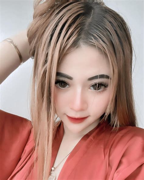 Kumpulan Cewe Cantik Batavia Cecan Batavia • Instagram Photos And Videos