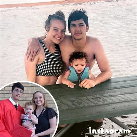 8 Hot Sexy Emiley Noack Bikini Pics