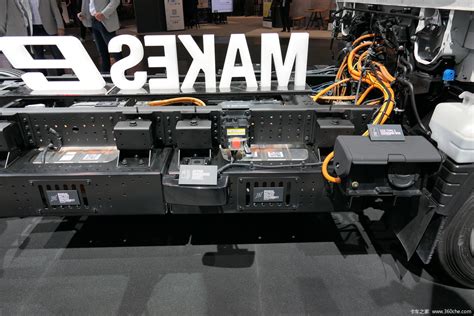 图三菱 扶桑FUSO eCANTER 4X2 电动厢式载货车41 3kWh 5 135T 实拍图片 1525247 卡车之家