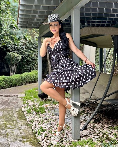 Maribel Guardias Feet