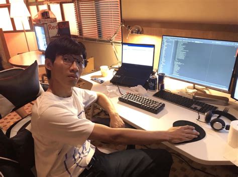 殺手廢j｜陳湛文擔正演殺手發揮搞笑本色 起步遲40歲終捱出頭！