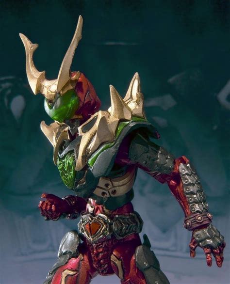 Kamen Rider Chalice King Form