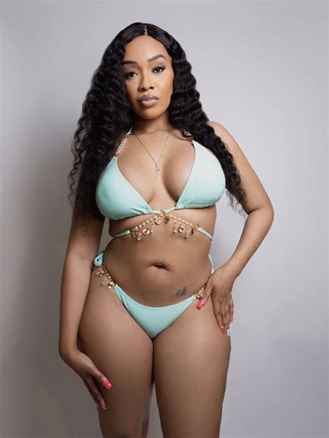 Hot Sexy Jayla Page Bikini Pics