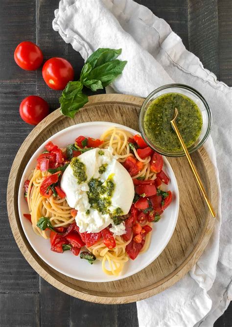 Tomato Basil Burrata Pasta