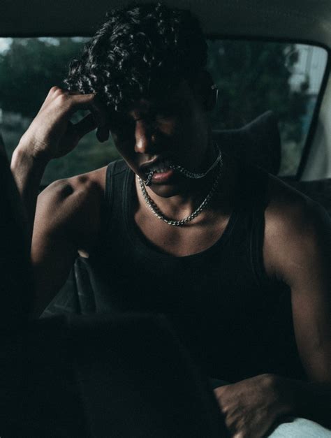 William Model Ajansı İce Modelmgmt