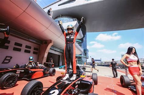 铭泰赛车 壳牌喜力f4、乐虎cfgp官方指定发动机：吉利动力搜狐汽车搜狐网
