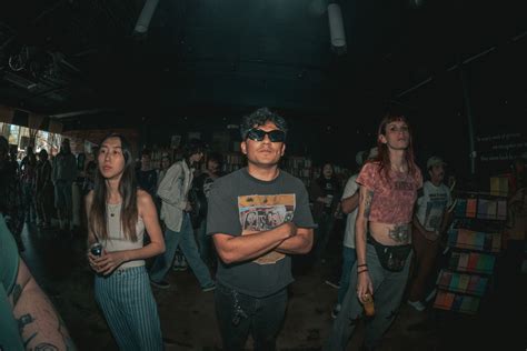 Tiny Sounds Big Noise Ktsw 899