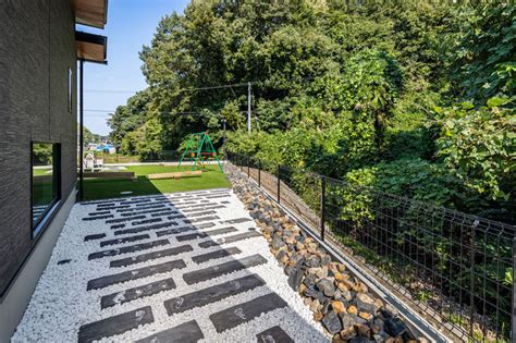 のびのび遊べる広い中庭と繋がるコの字型の平屋住宅｜岐阜の注文住宅・新築一戸建てなら森住建