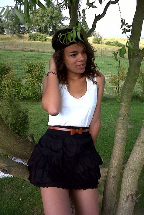 Militaire Coquelicot la fille à la campagne