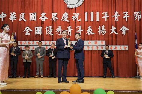 賀！工學院工程科技博士班曾宇群同學榮獲「111 年中國青年救國團青年獎章」 國立高雄科技大學nkustnational