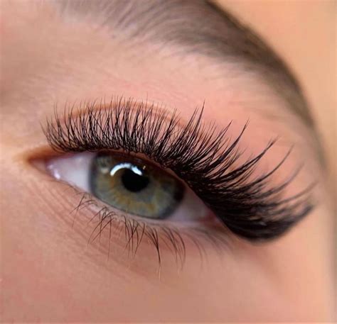 Whispy Look In 2022 Perfect Eyelashes Lashes Fake Eyelashes Fake