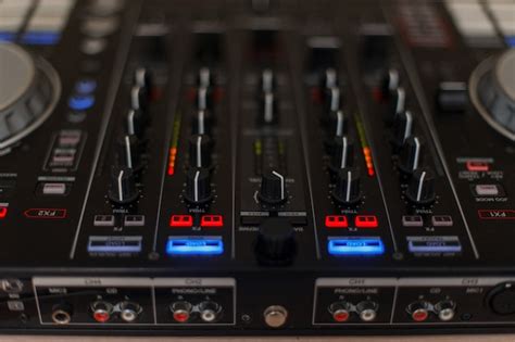 Premium Photo Audio Controller Mixer For Dj