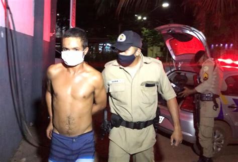 Suspeito é preso em flagrante quando desmontava moto furtada no centro da cidade Portal O Norte