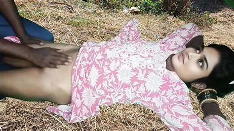 סרטוני פורנו תחת של Xhamster