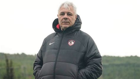 Gaziantep FK Teknik Direktörü Marius Sumudica hastaneye kaldırıldı