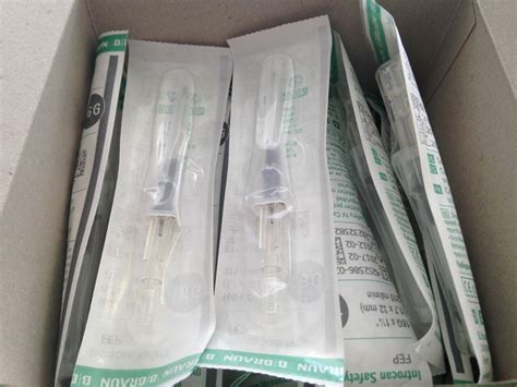 New Braun 4252586 02 Introcan Safety Iv Catheters 16g X 1 1 4 35 Box