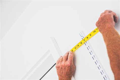 홈화면 개선 및 Diy 측정 위한 매달기 셸프 브래킷 2015년에 대한 스톡 사진 및 기타 이미지 2015년 Diy 건설