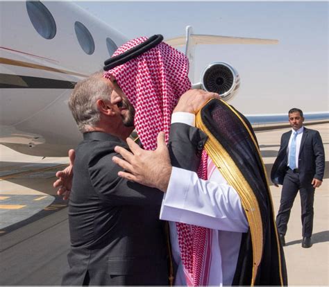 ولي العهد السعودي يستقبل العاهل الأردني في الرياض
