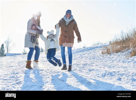Child romp snow hi-res stock photography and images - Alamy