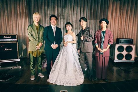 リアクション ザ ブッタ、結婚式場を舞台にした「scarlight」mv公開 ぴあ音楽