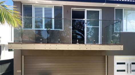 Gallery New Look Glass Fencing