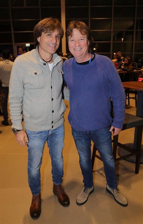 אחרי הפרידה קארין מגריזו שומרת על החיוך