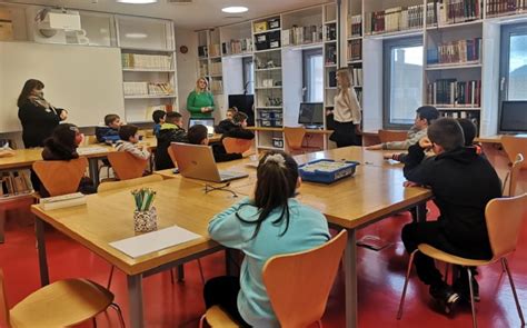 Στην Βιβλιοθήκη οι μαθητές του Δημοτικού Σχολείου Αμπελίων Meteora24