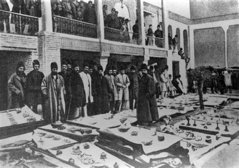 عکس زنان حرمسرای ناصری در مجلس وعظی در ماه رمضان خبرآنلاین