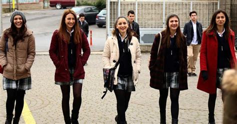 Kırgın Çiçeklerin 113 Final Bölümü Sürprizlerle Dolu Webmgon