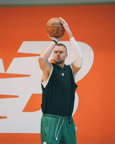 Kristaps Porziņģis Biography: Awards, Age, Net Worth, Siblings, Parents, Height, Girlfriend ...
