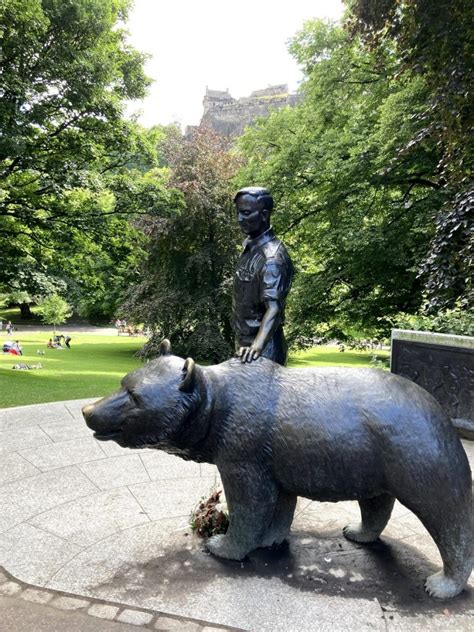 Wojtek The Bear Memorial Eurowalks