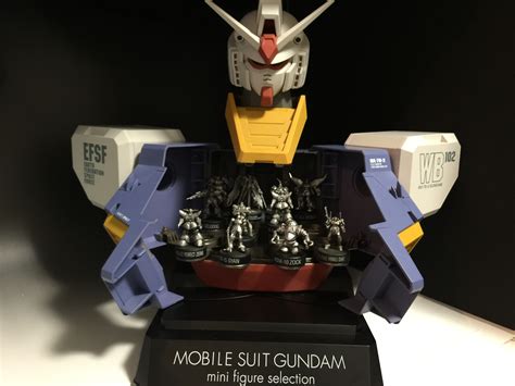 Mfセレクションガンダム胸像型ディスプレイケースかっこいい画像 ガンダムグッズ！おもしろい！