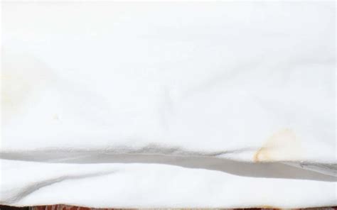 How To Get Rust Marks Out Of Fabric Adorn The Table