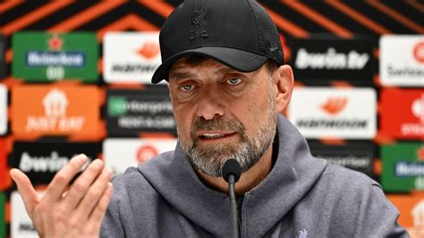 Jurgen Klopp Finds Signed Contract Of New Man Utd Signing Who Has