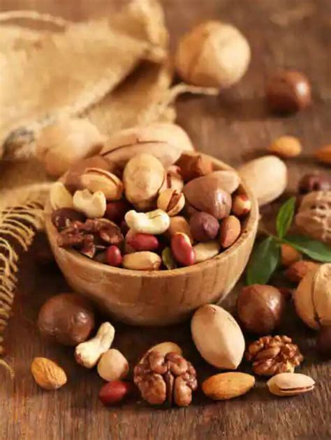 7 Benefits Of Consuming Soaked Dry Fruits