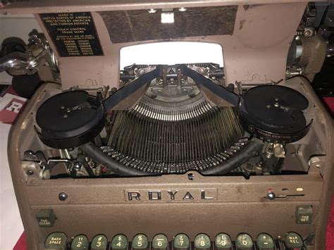 Old 1950s Royal Brand Typewriter R Typewriters
